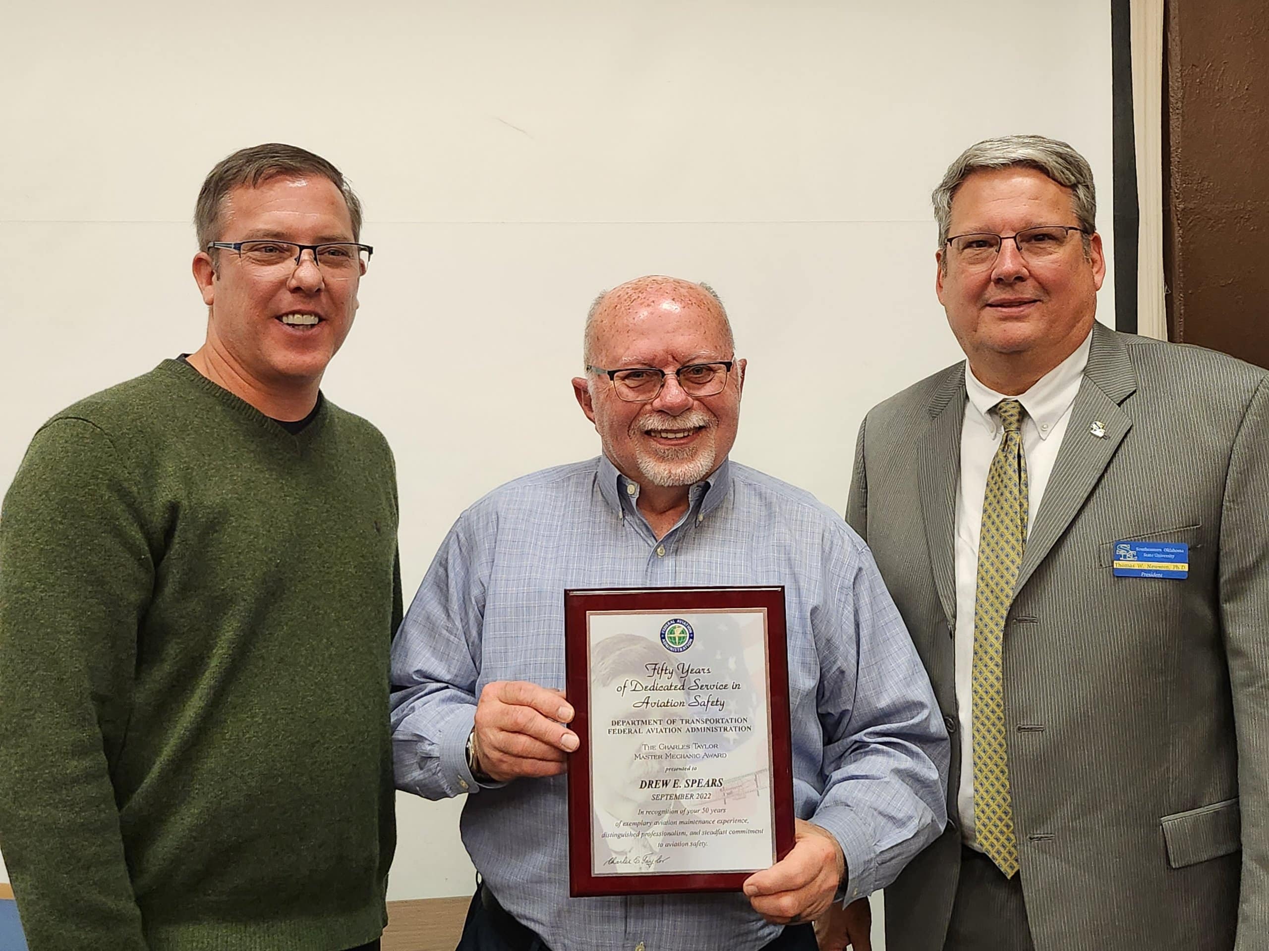 Southeastern aviation instructor receives prestigious FAA award ...